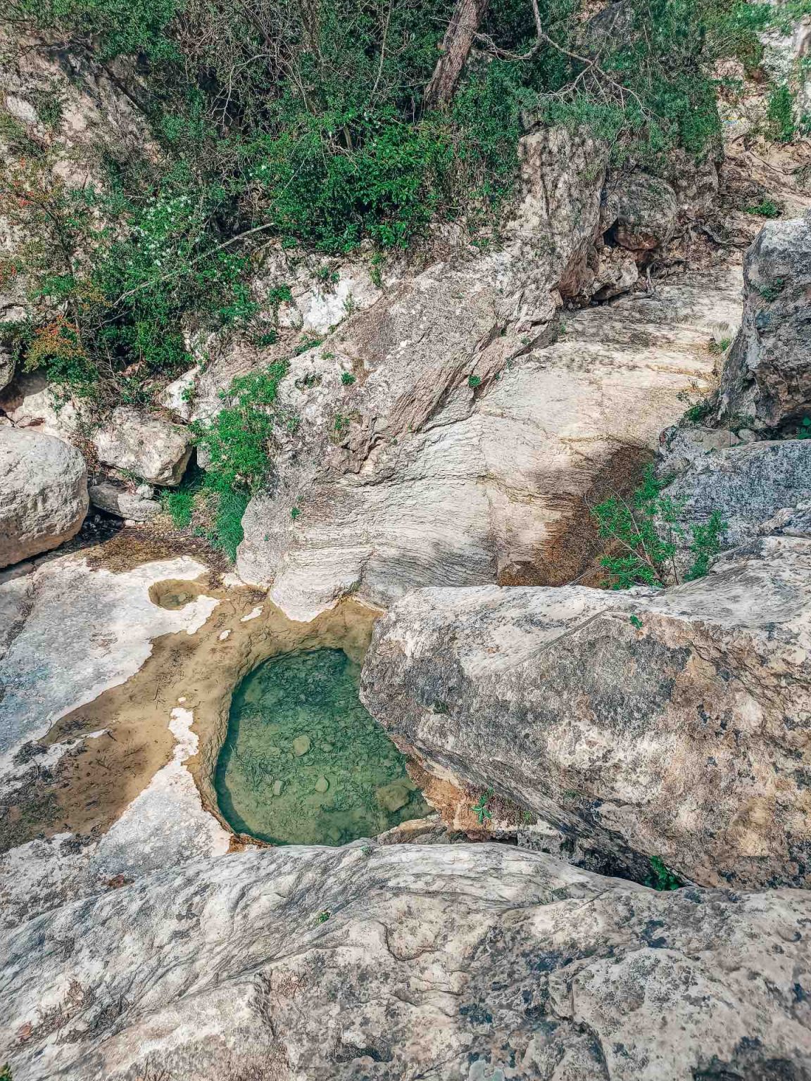Ruta circular por los Gorgs de la Febró | Travelling to live